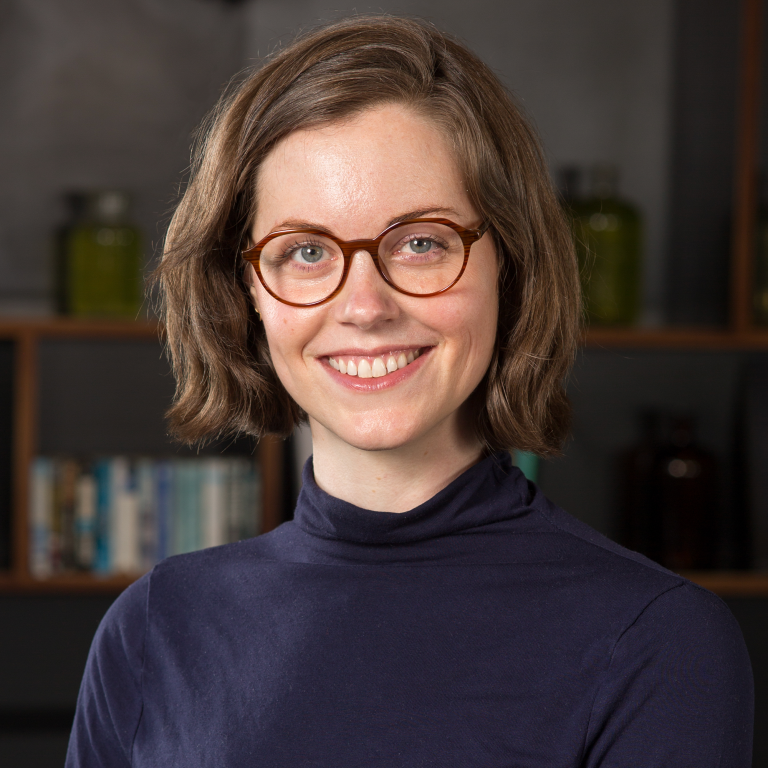 Stephanie Earl - data.org